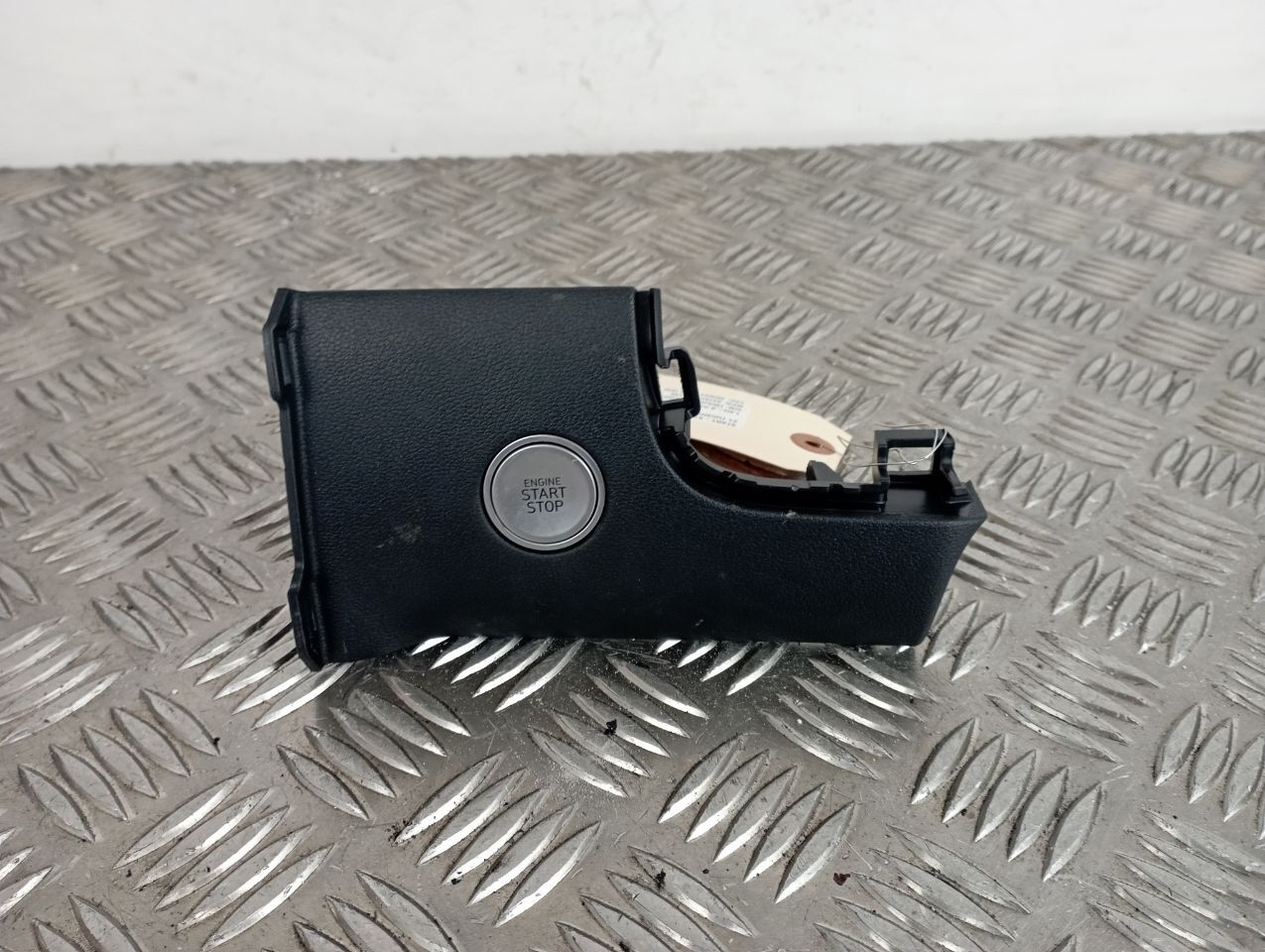 2021 HYUNDAI TUCSON NX4A,NX4E START-STOP SWITCH 84782-N7130 | eBay