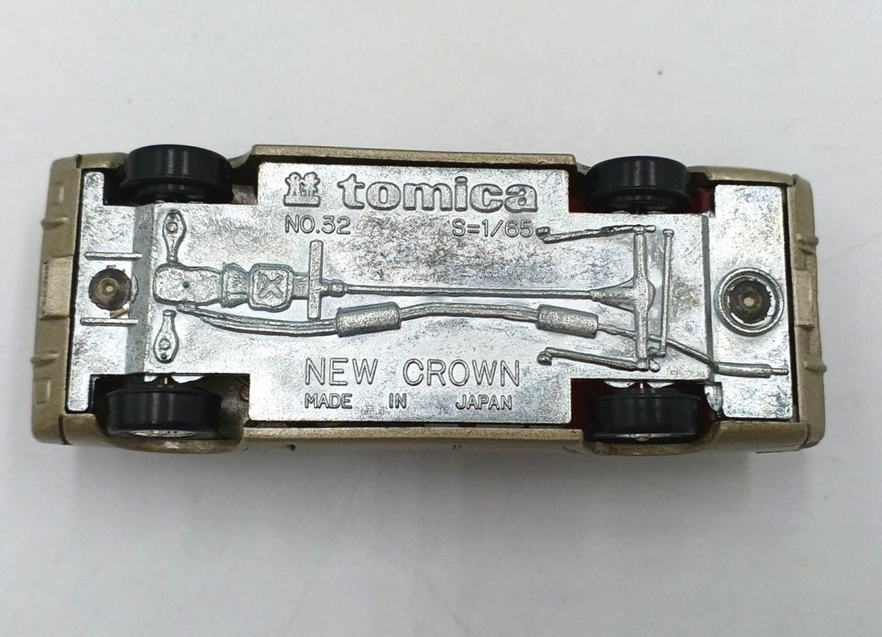 TOMY NO.32 Crown Tomica | eBay UK