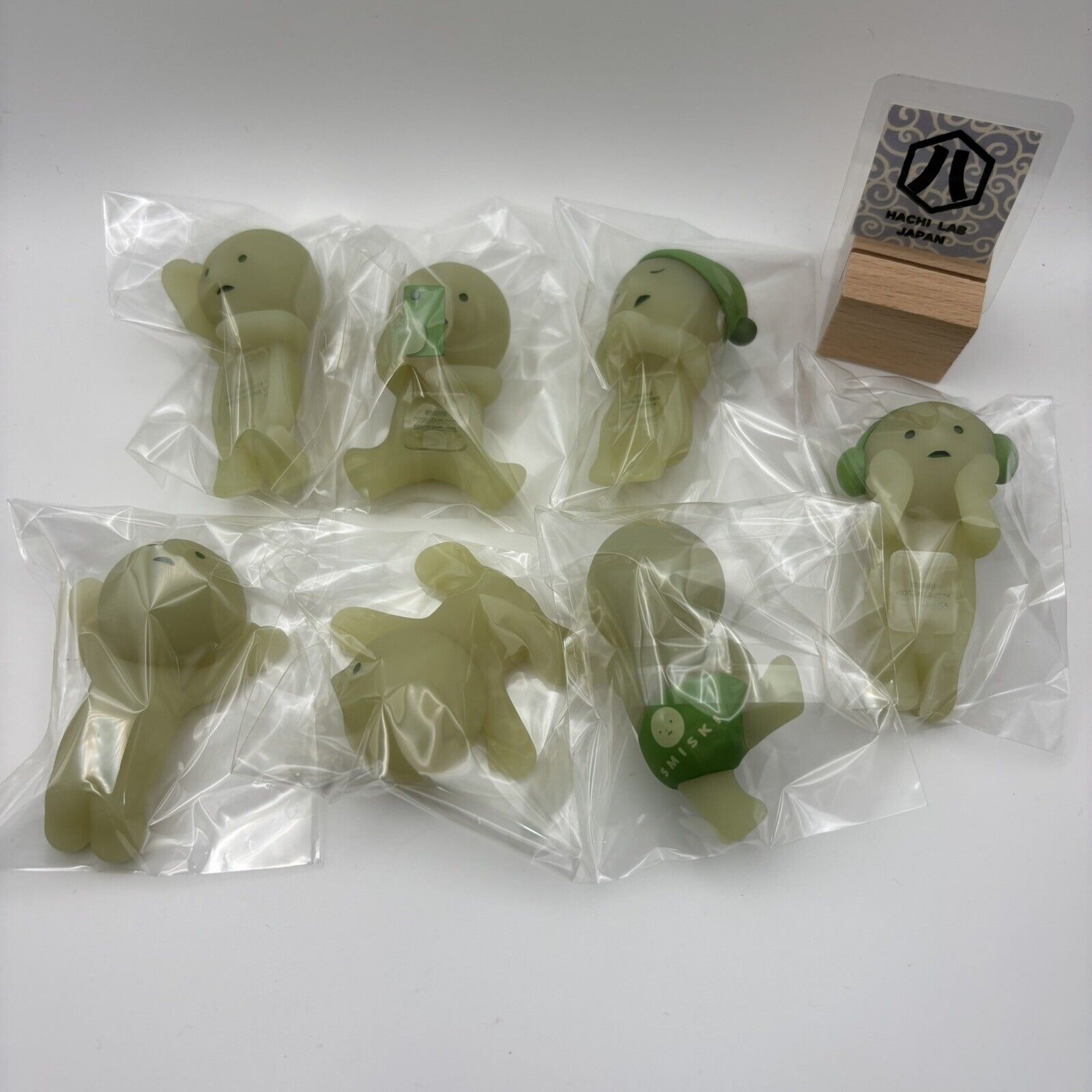 SMISKI HIPPERS SERIES Complete Set of 6 with Secret GLOW IN THE DARK ...