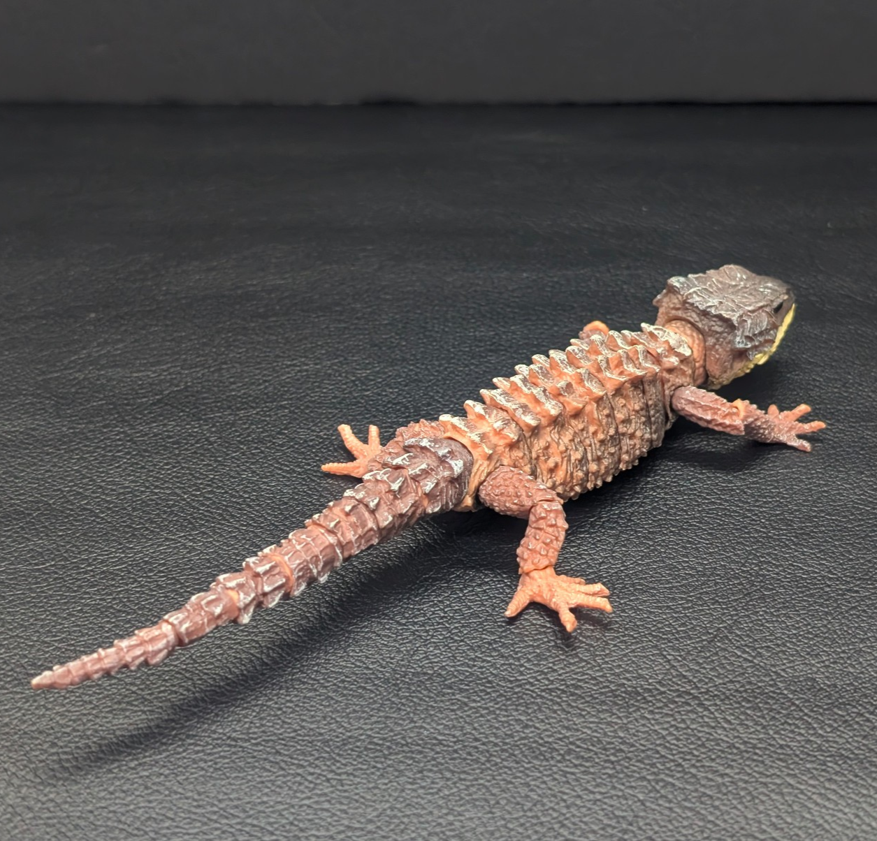 Bandai Gashapon Spiny Skink Big Realistic White-eyed Action Figure ...