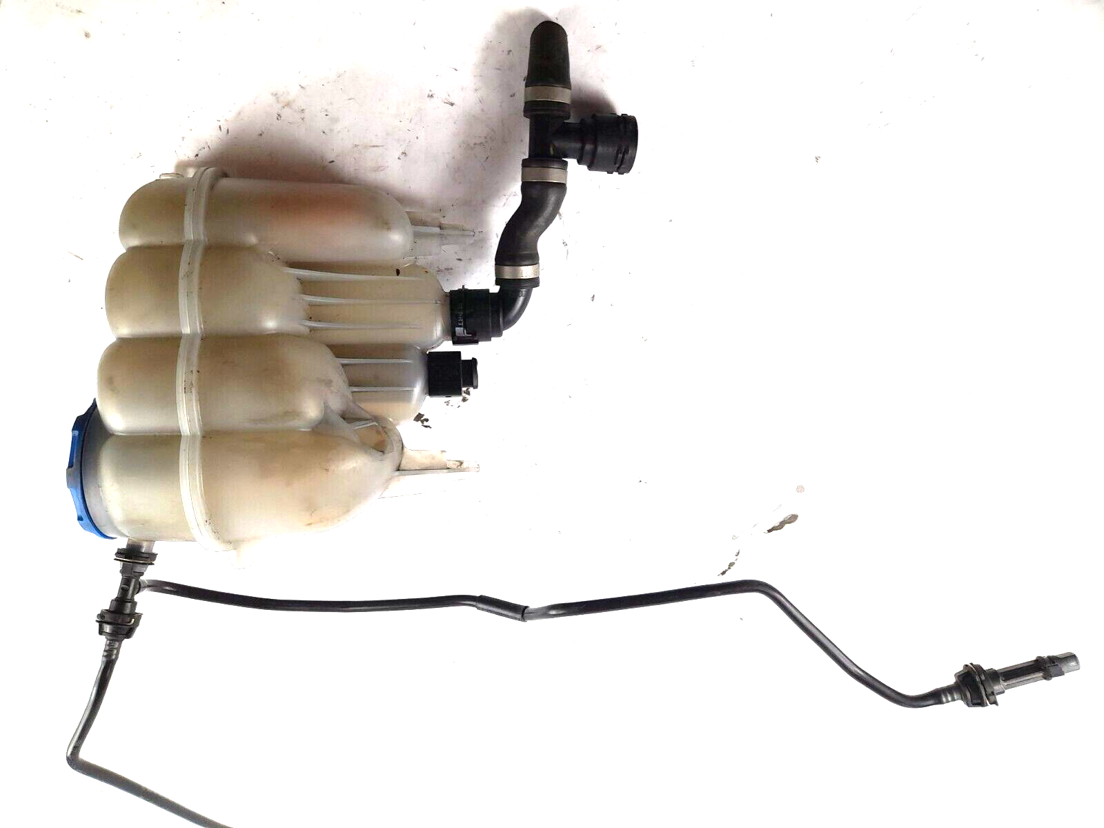 VASE D'EXPANSION AUDI A4 A5 8W 8W0121405E #62L EUR 15,00 - PicClick FR