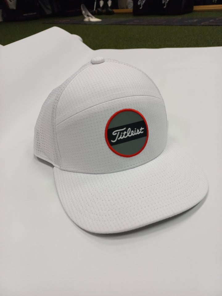 New Titleist Golf Junior rope hat Boardwalk White/Char/Red cap for kids ...